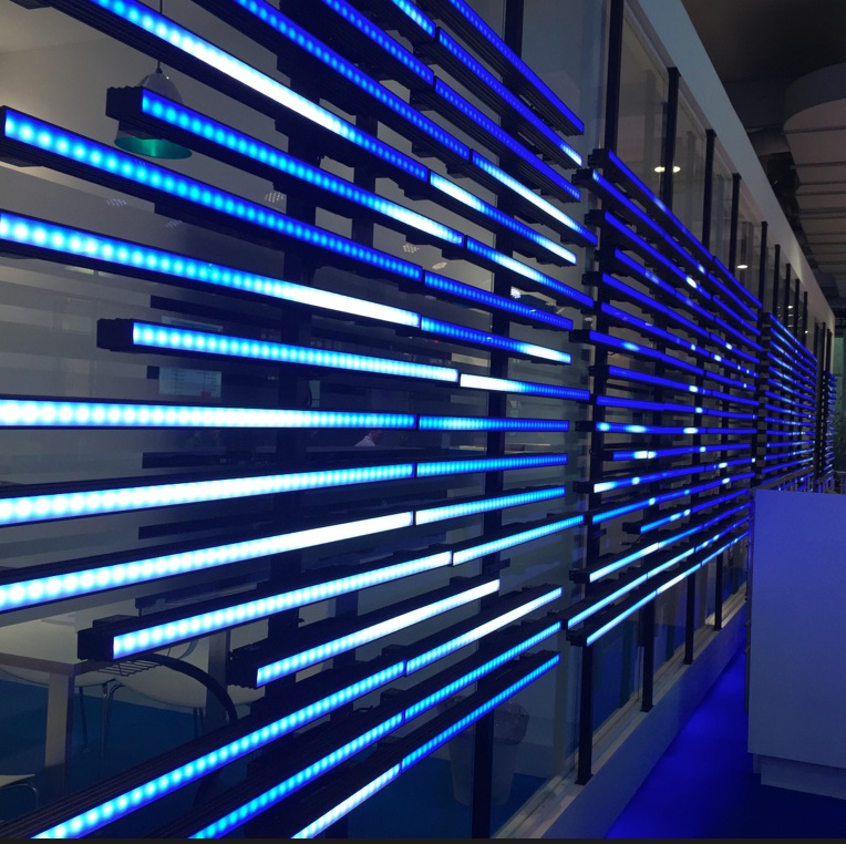 LED Video Pixel Bars | HELi